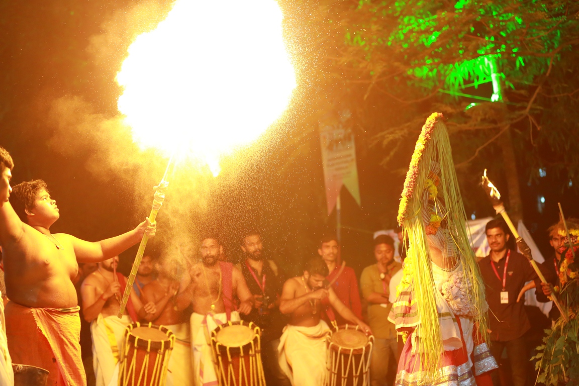 The dance drama performance ritual tradition of Kerala | Mudiyettu